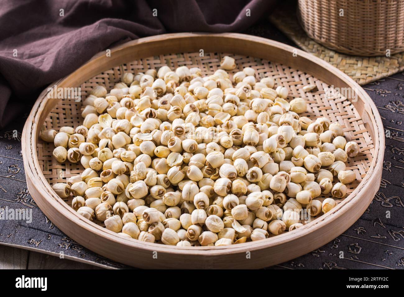 Nelumbo Nucifera Uses Kamal (Sacred Lotus) Information and Medicinal ...