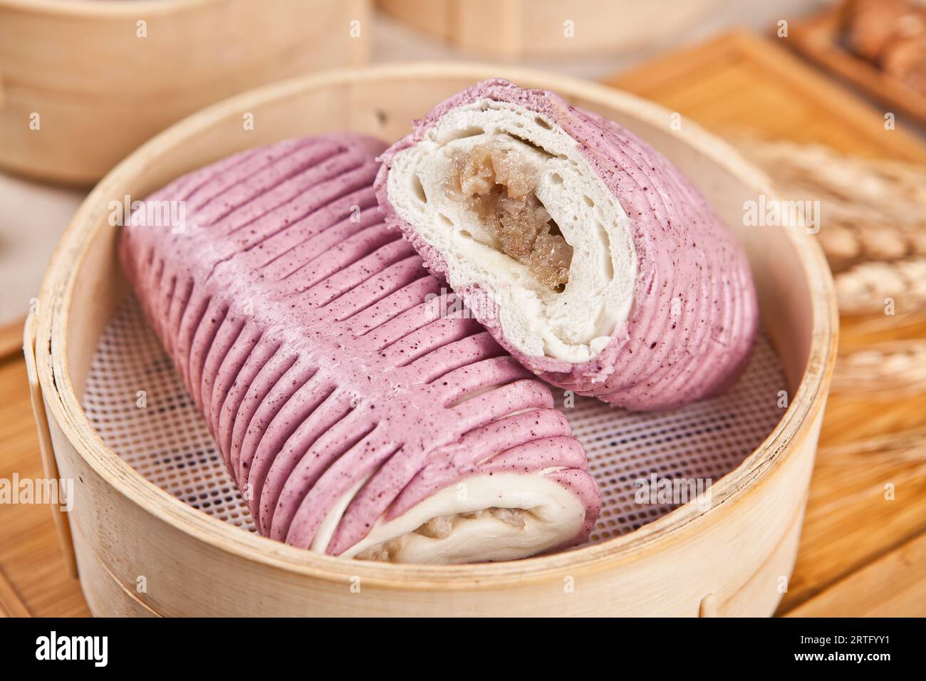 Taro puree hi-res stock photography and images - Alamy