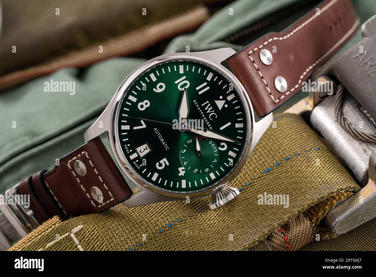 IWC Big Pilot’s Watch IW501015 with green dial Stock Photo - Alamy