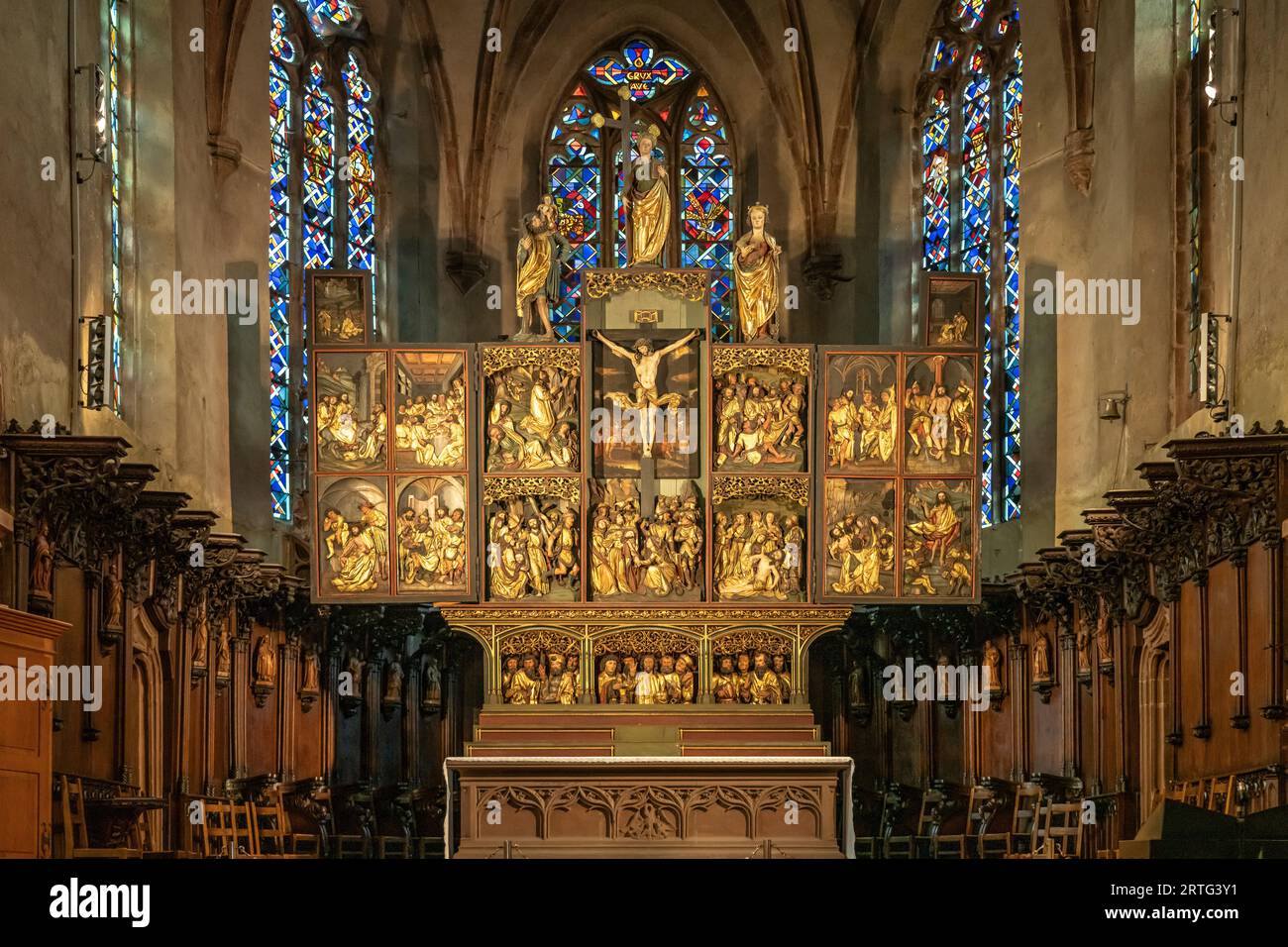 Altar der Heilig-Kreuz-Kirche Invention-de-la-Sainte-Croix in ...