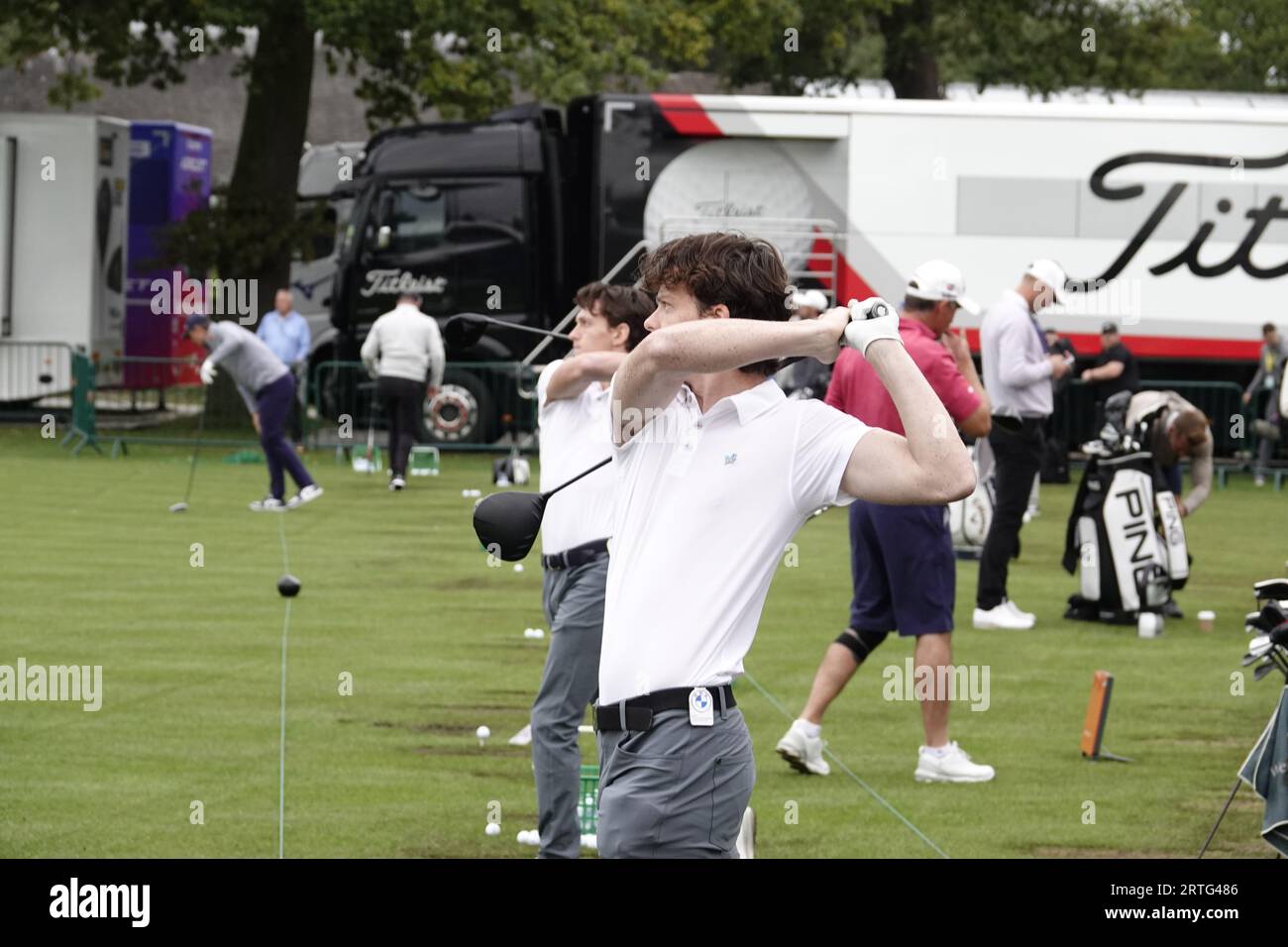 Wentworth, Surrey, UK. 13th Sep, 2023. Actor Tom Holland and his brothers (Harry, Sam) warm up ...
