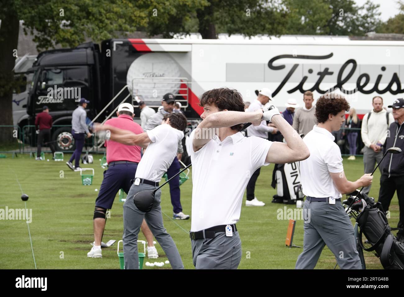 Wentworth, Surrey, UK. 13th Sep, 2023. Actor Tom Holland and his brothers (Harry, Sam) warm up ...