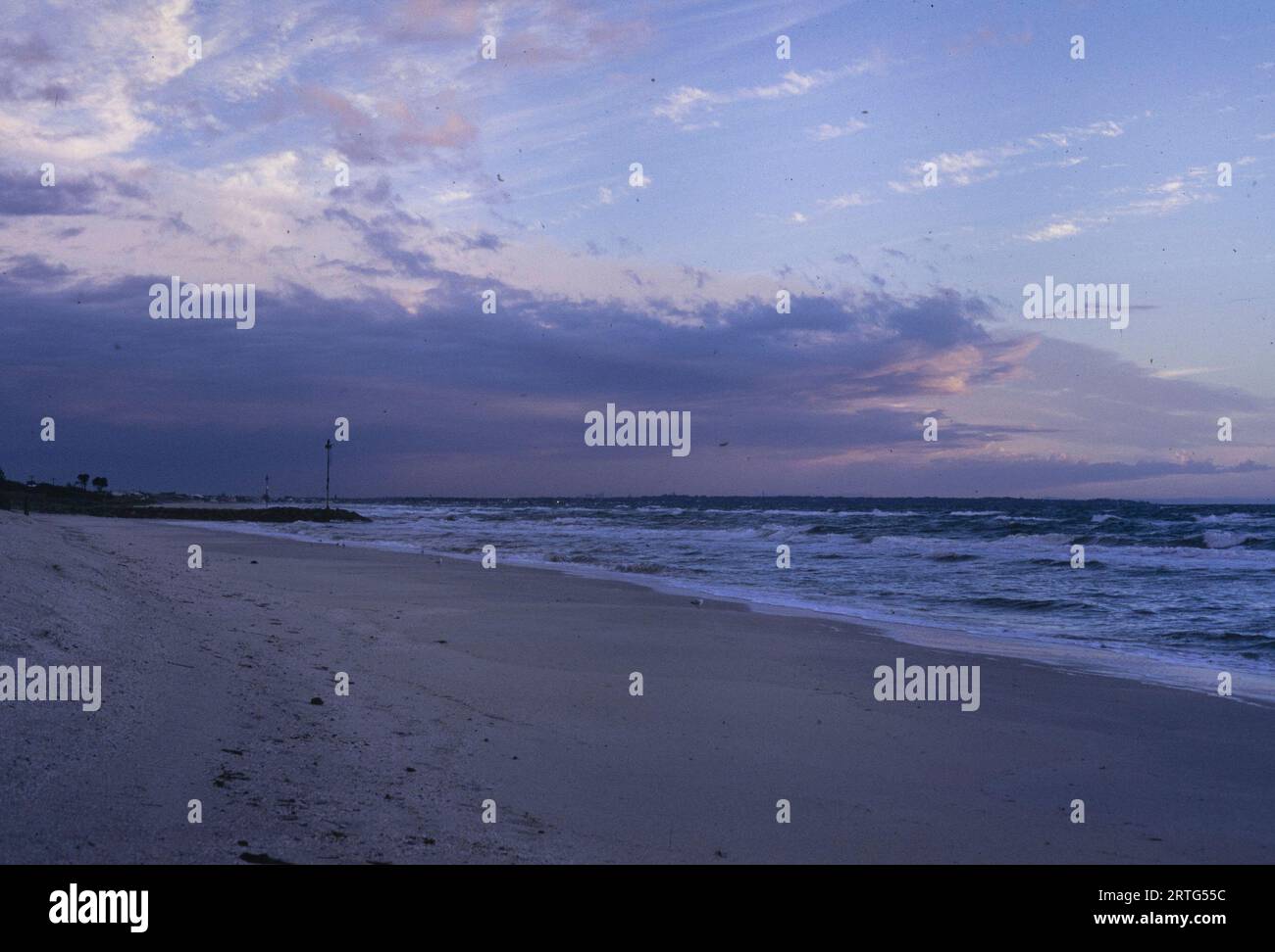 Melbourne, Australia December 1999: Historic view of Melbourne's ...