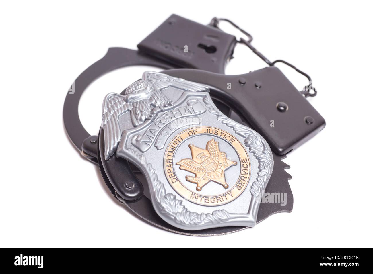 Police Marshal U.S badge with handcuffs isolated on white background ...