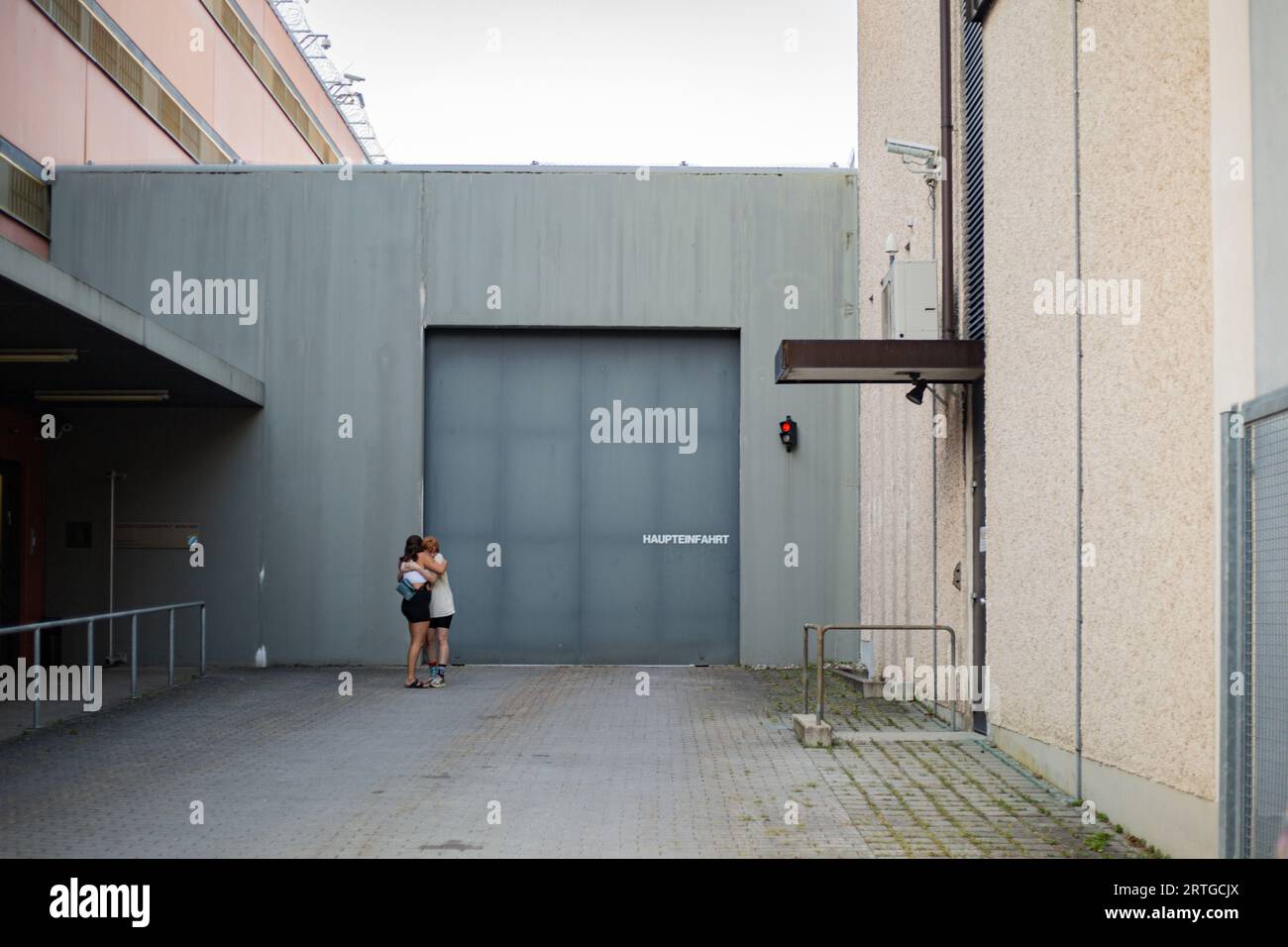 Unterbindungsgewahrsam hi-res stock photography and images - Alamy