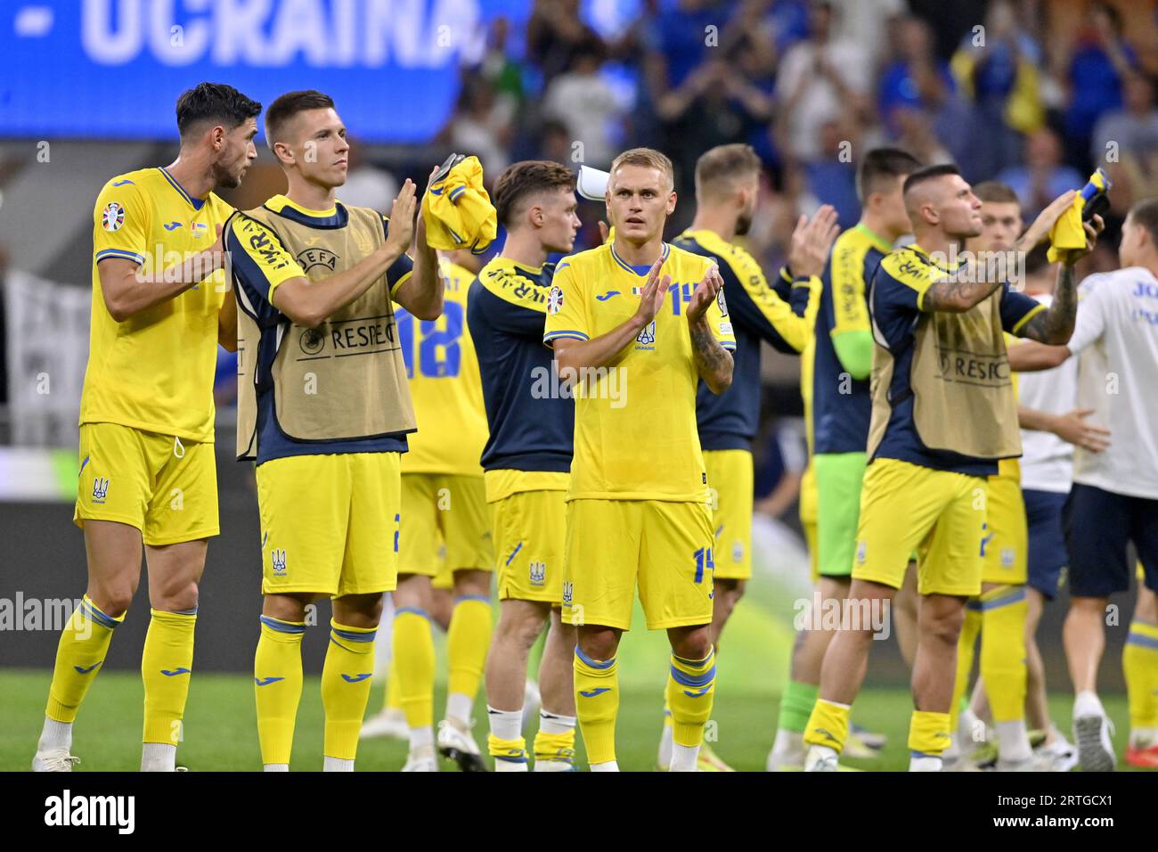 Non Exclusive: MILAN, ITALY - SEPTEMBER 12, 2023 - Players of the ...