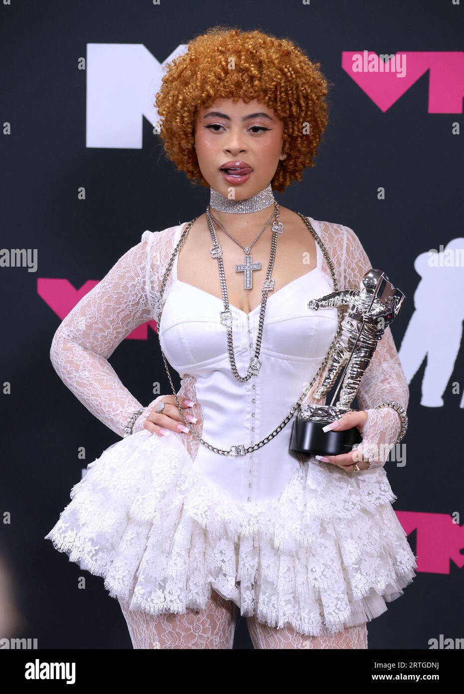 Ice spice attends hi-res stock photography and images - Alamy