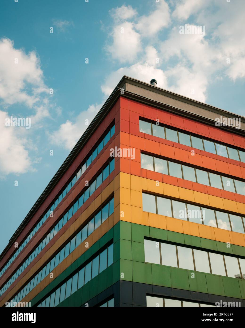 Warsaw office building corner hi-res stock photography and images - Alamy