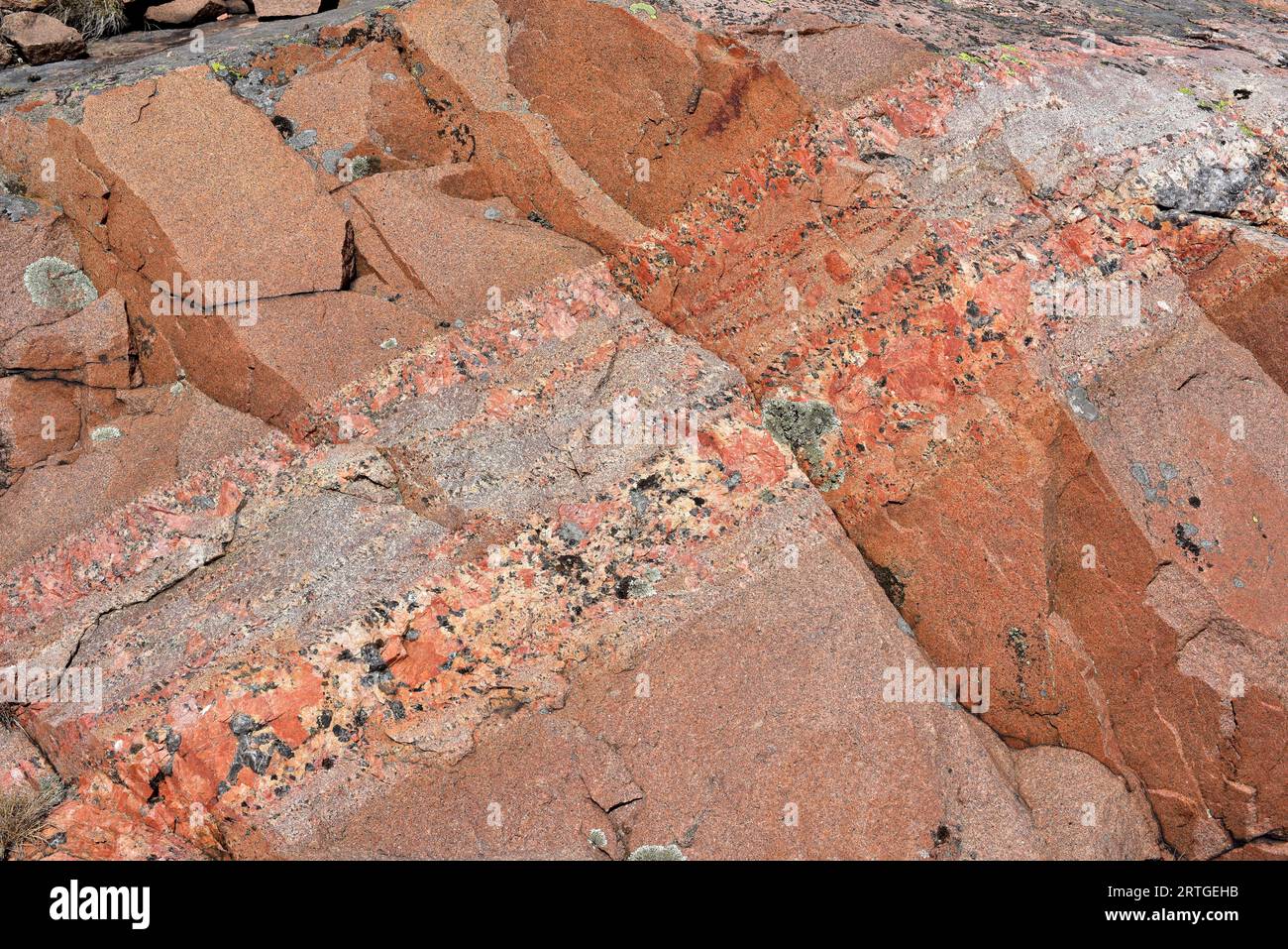 Igneous rock vein hi-res stock photography and images - Alamy