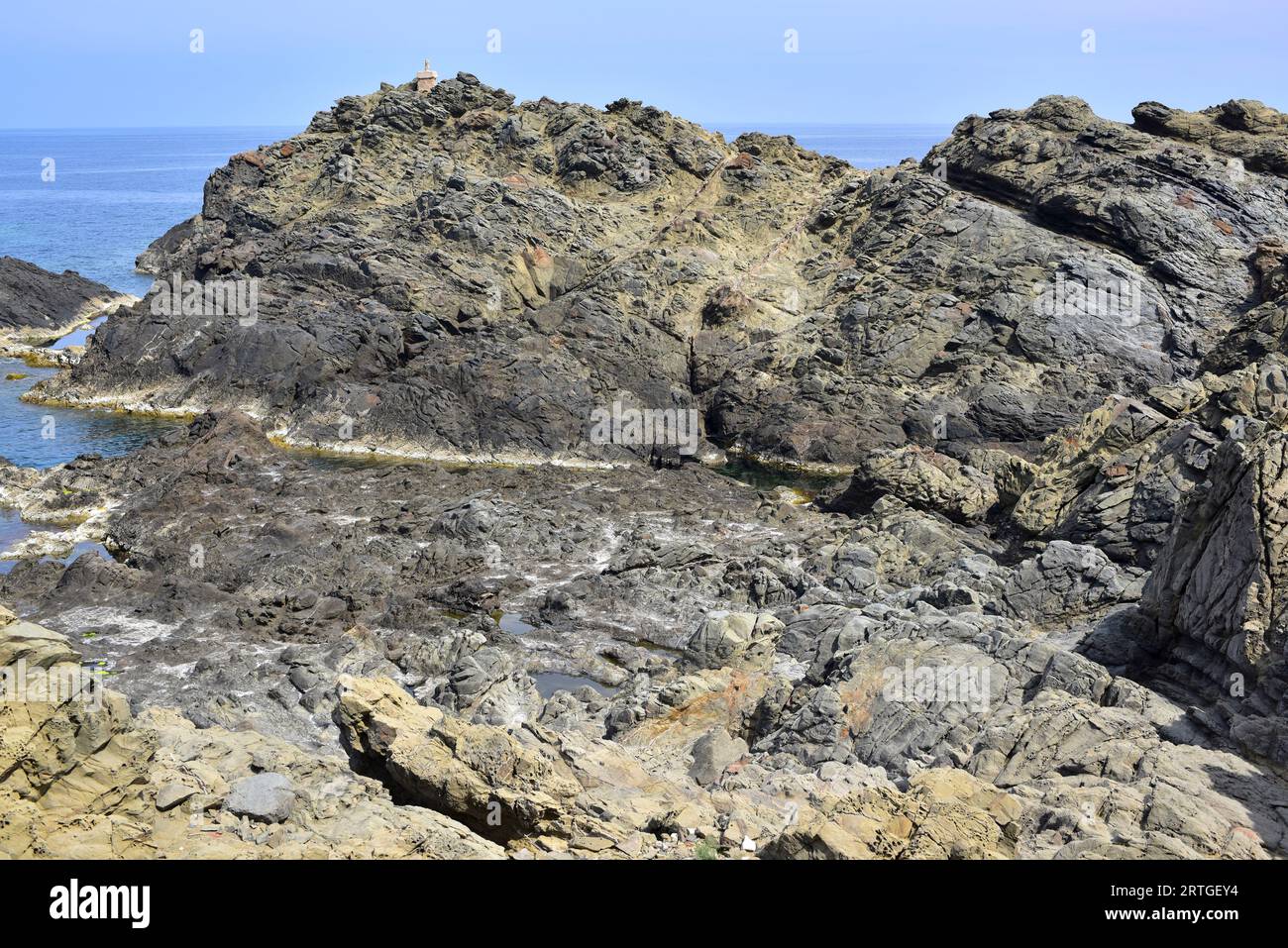 Lutite or pelite, sandstone and turbidite from Carboniferous. At center ...