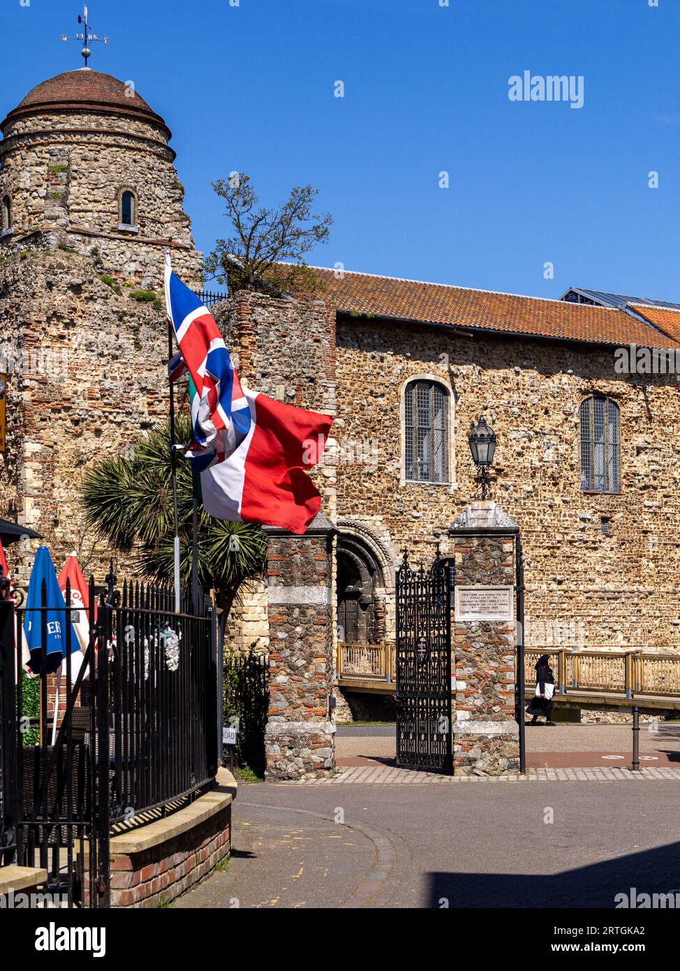 Colchester castle entrance hi-res stock photography and images - Alamy