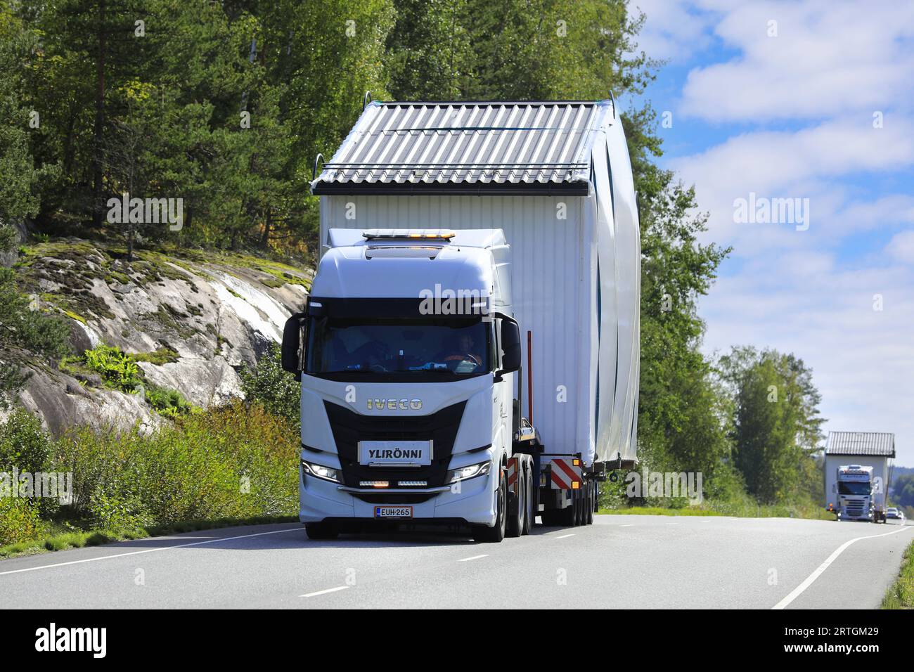 Iveco x way hi-res stock photography and images - Alamy