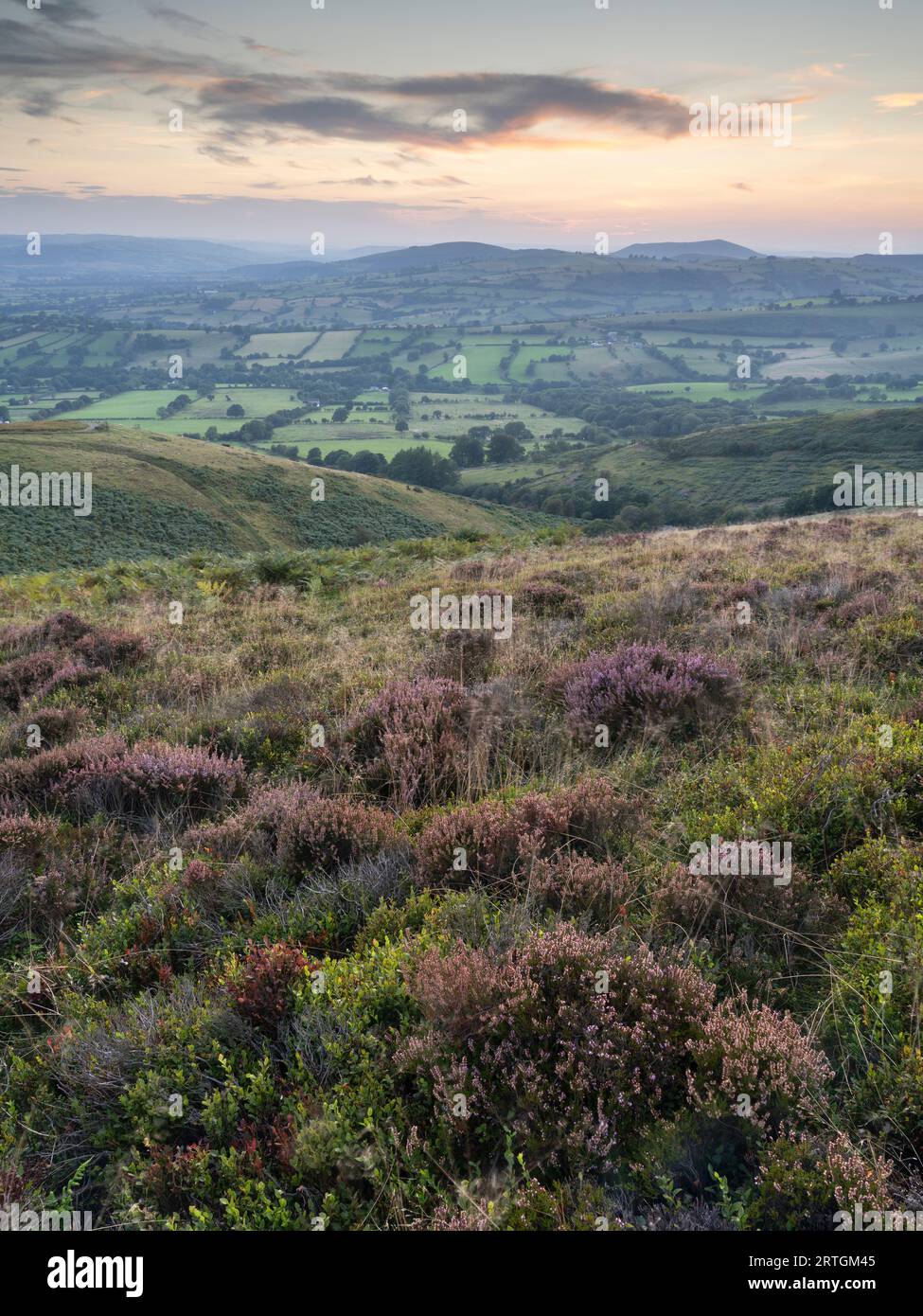 Beautiful and dramatic countryside in The Shropshire Hills aonb, Church ...