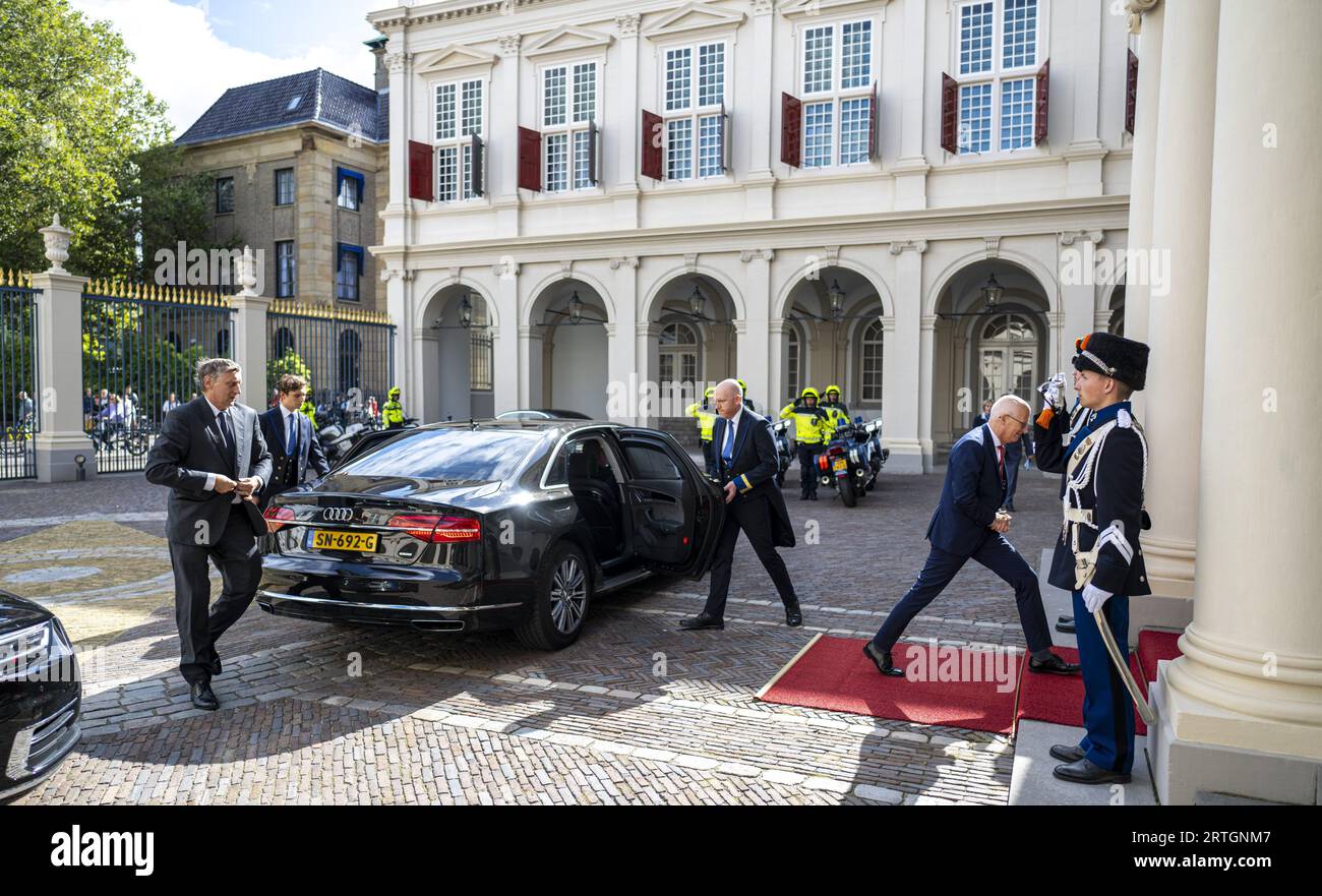 THE HAGUE - King Willem-Alexander receives German Federal Council ...
