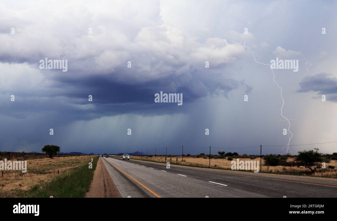 Scary thunderstorm hi-res stock photography and images - Alamy