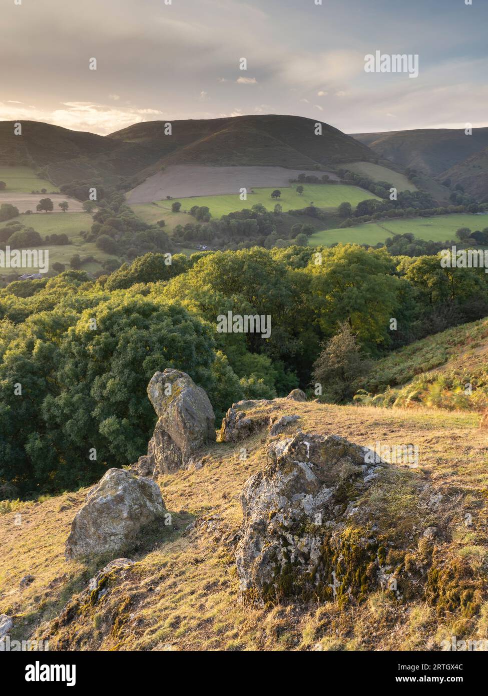 Beautiful and dramatic countryside in The Shropshire Hills aonb, Church ...
