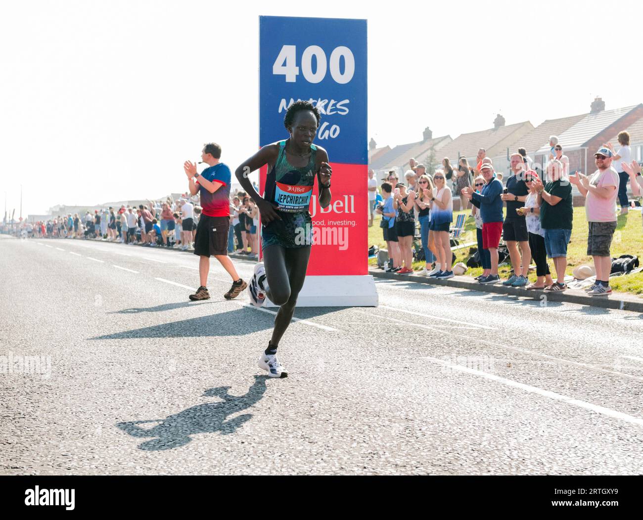 First female marathon runner hi-res stock photography and images - Alamy