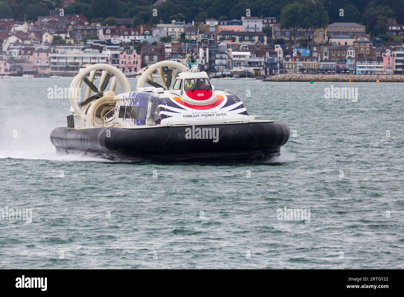Connect Space from Dream Port Oita hovercraft at Isle of Wight ...