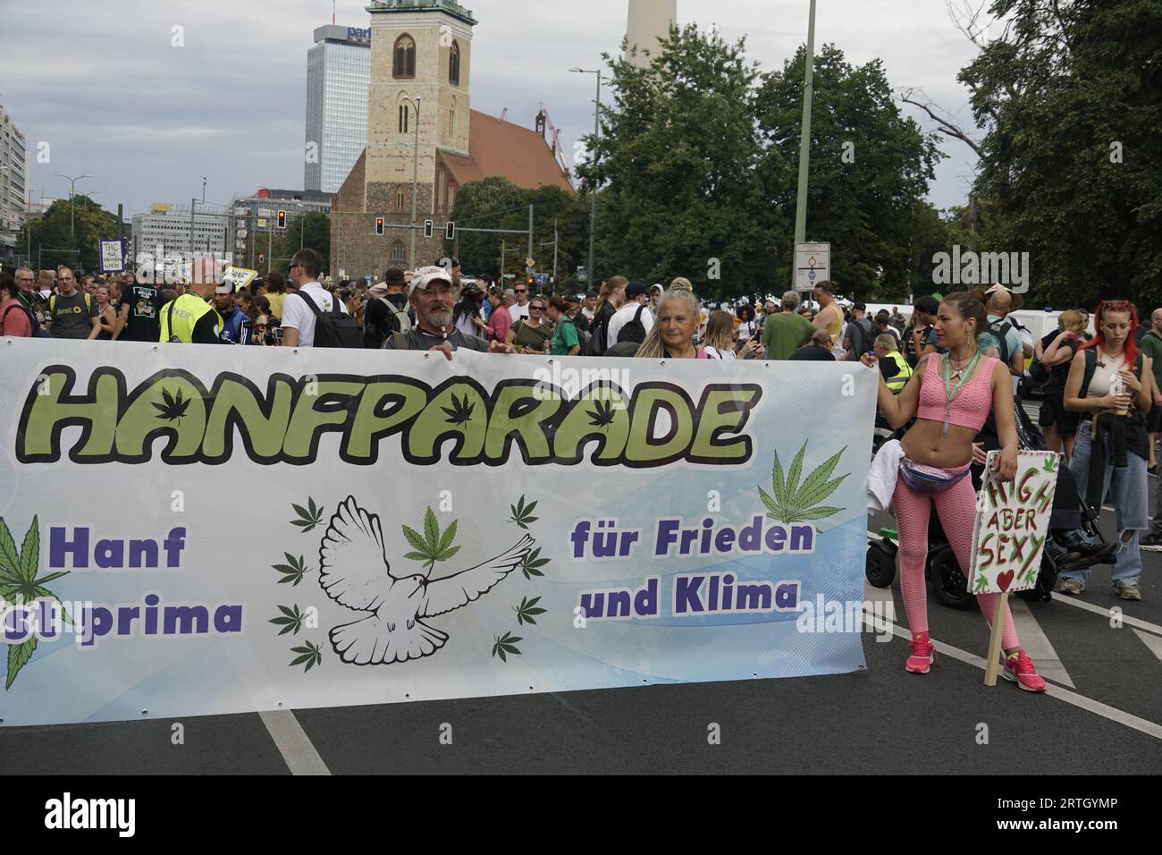 Hanfparade 2023, Alexanderplatz, Demo zu Legaliserung von Cannabis ...