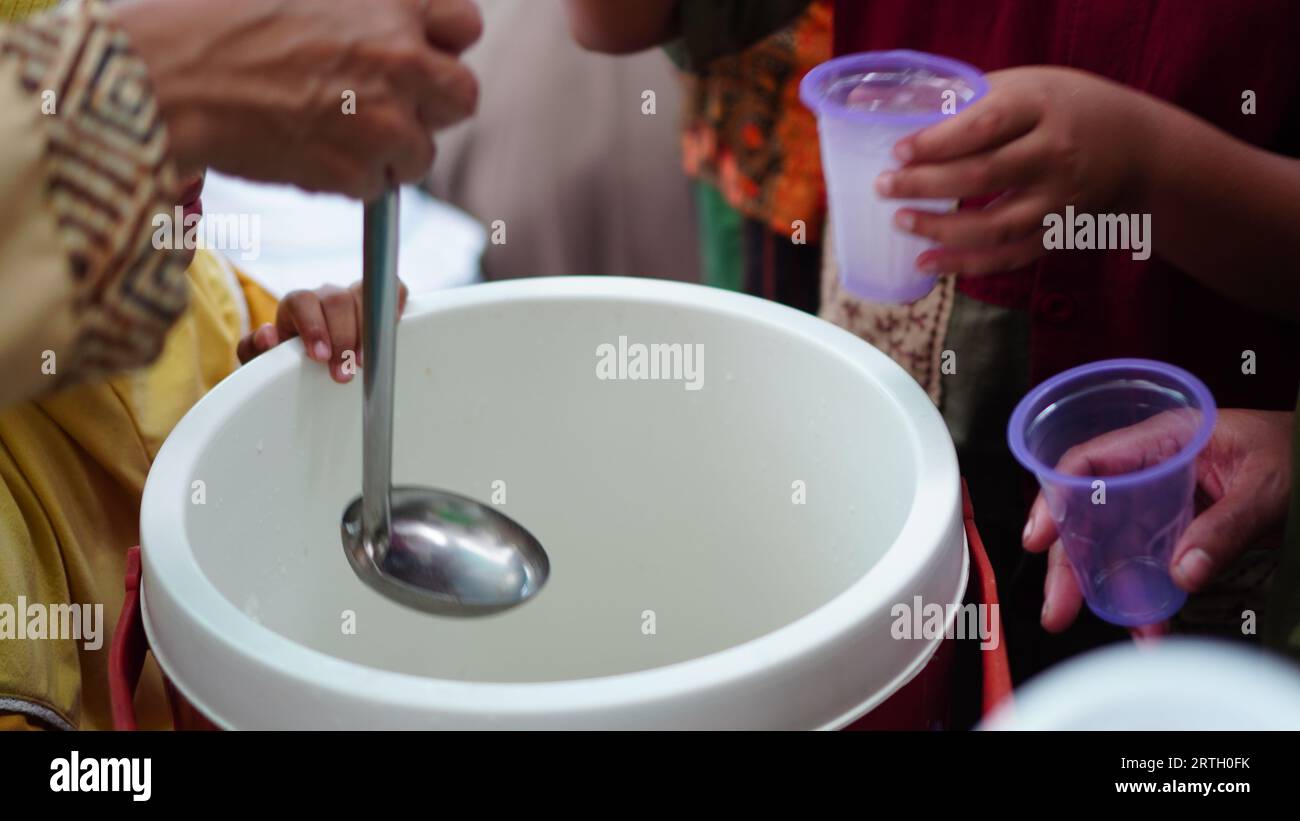 Happy family water bubble hi-res stock photography and images - Alamy