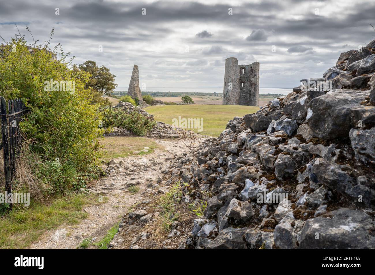 Kentish country castle hi-res stock photography and images - Alamy