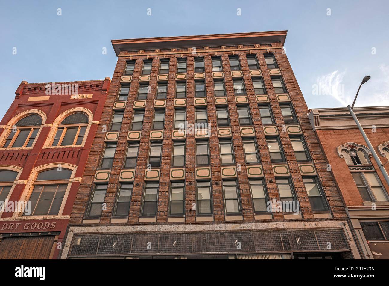 High rise brick building united states hi-res stock photography and ...