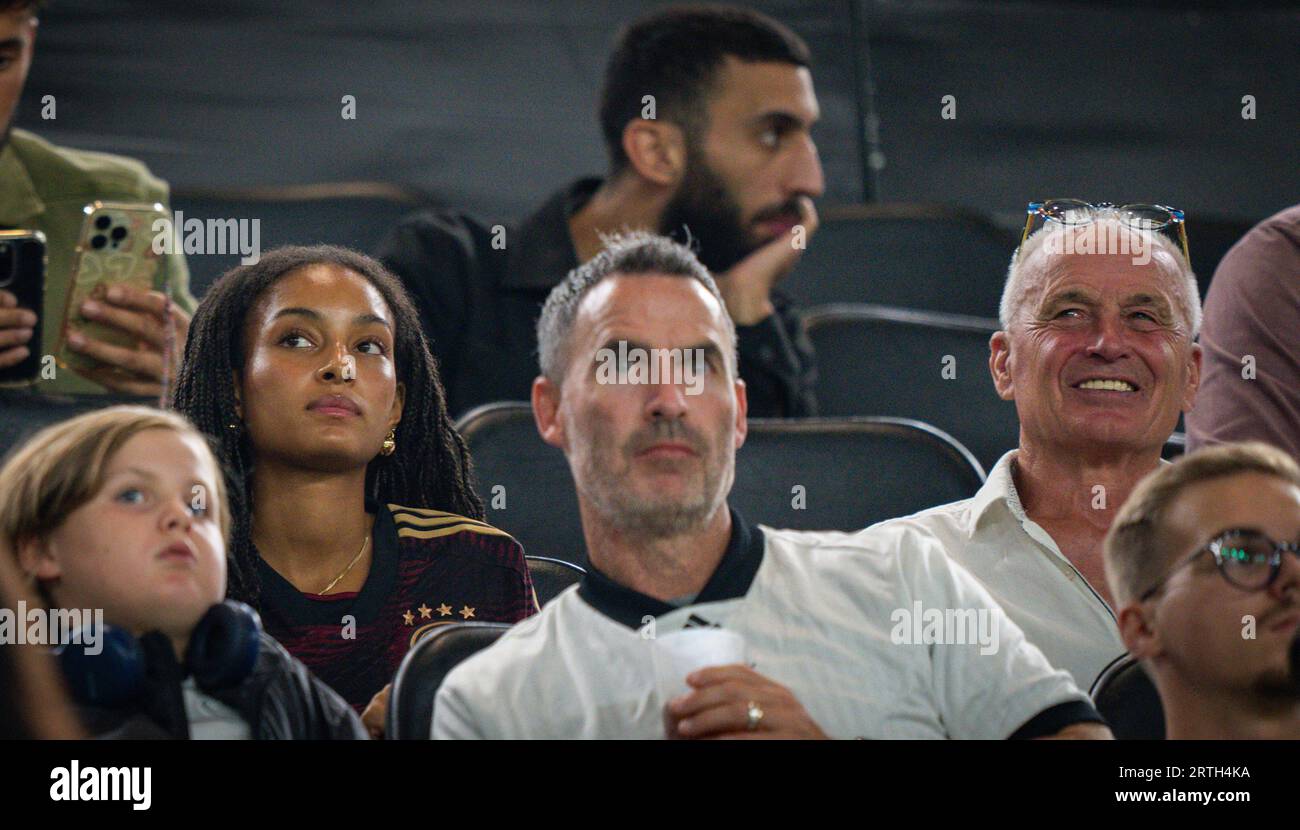 Florian wirtz hans joachim wirtz hi-res stock photography and images ...