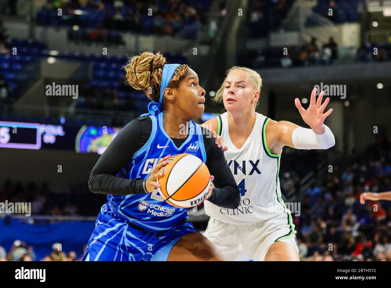 Chicago sky wnba hi-res stock photography and images - Alamy