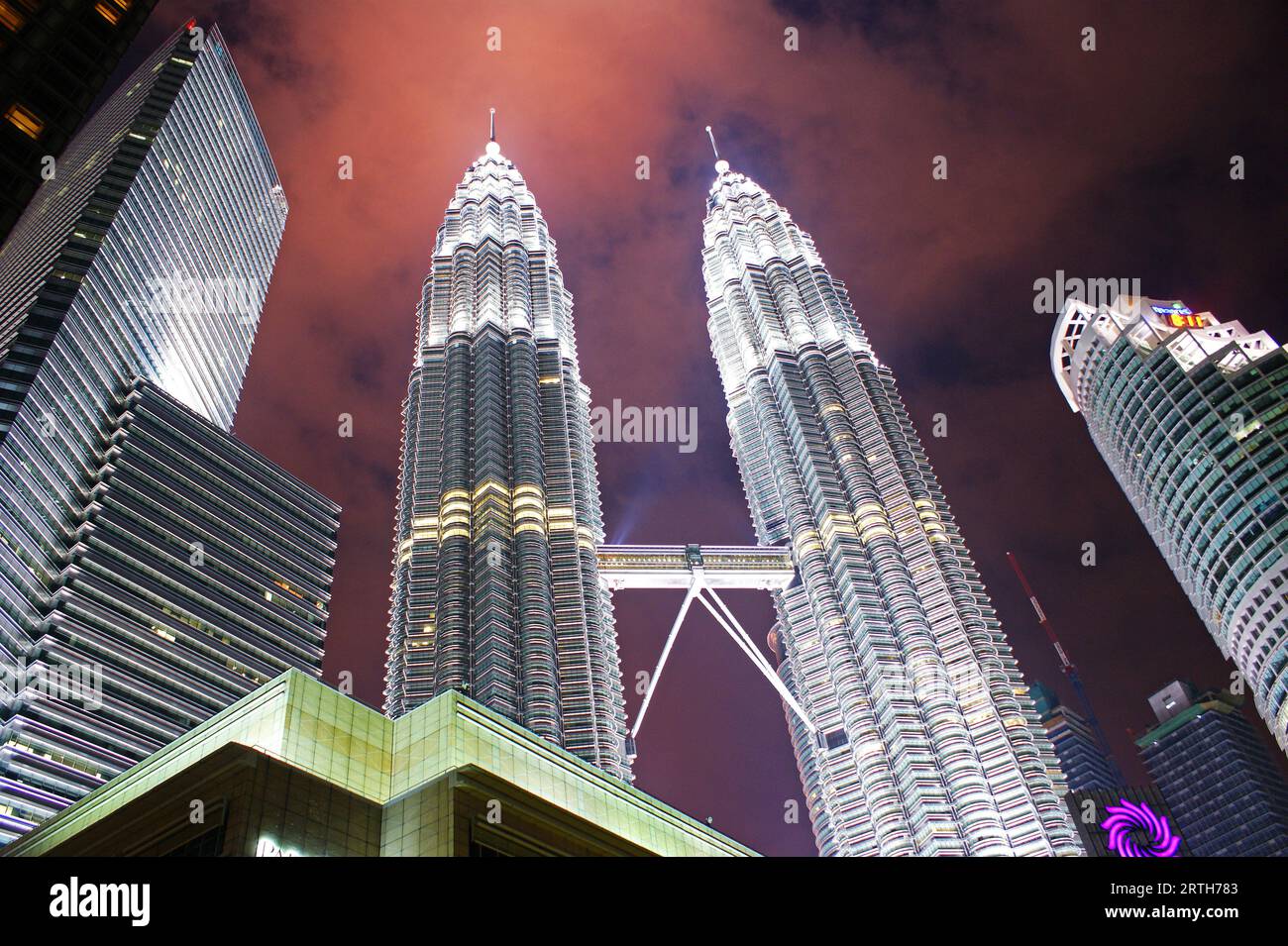 KLCC Petronas Twin Tower, Kuala Lumpur, Malaysia Stock Photo - Alamy