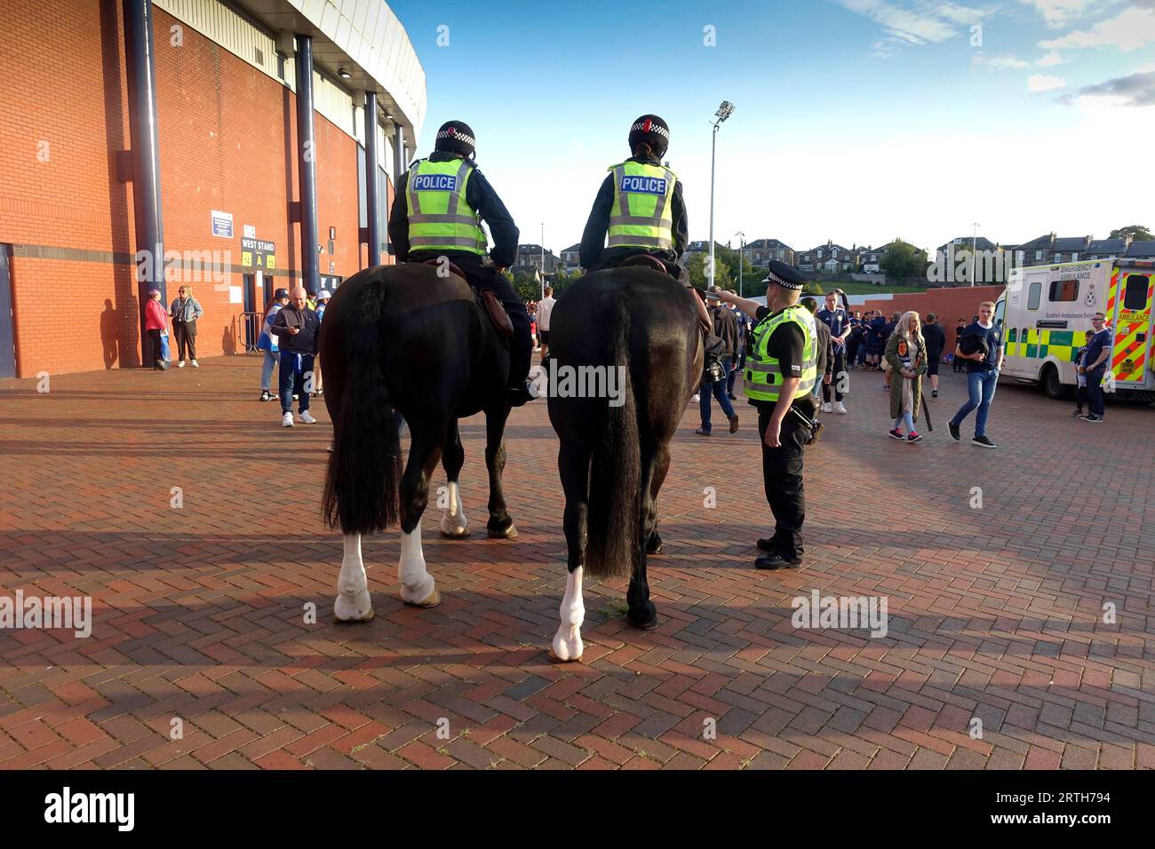National army hi hi-res stock photography and images - Alamy