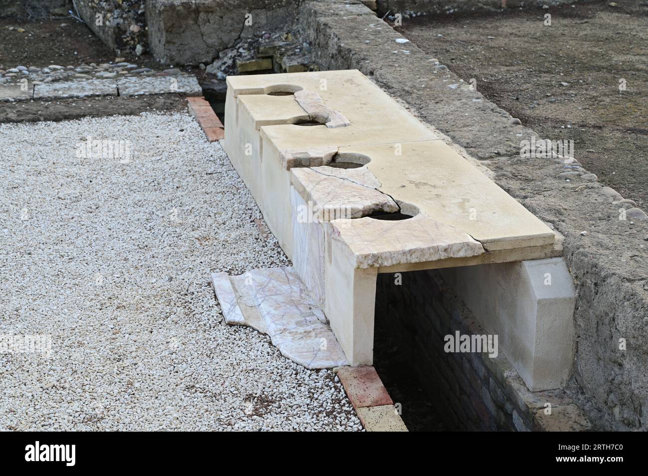 Roman toilets hi-res stock photography and images - Alamy
