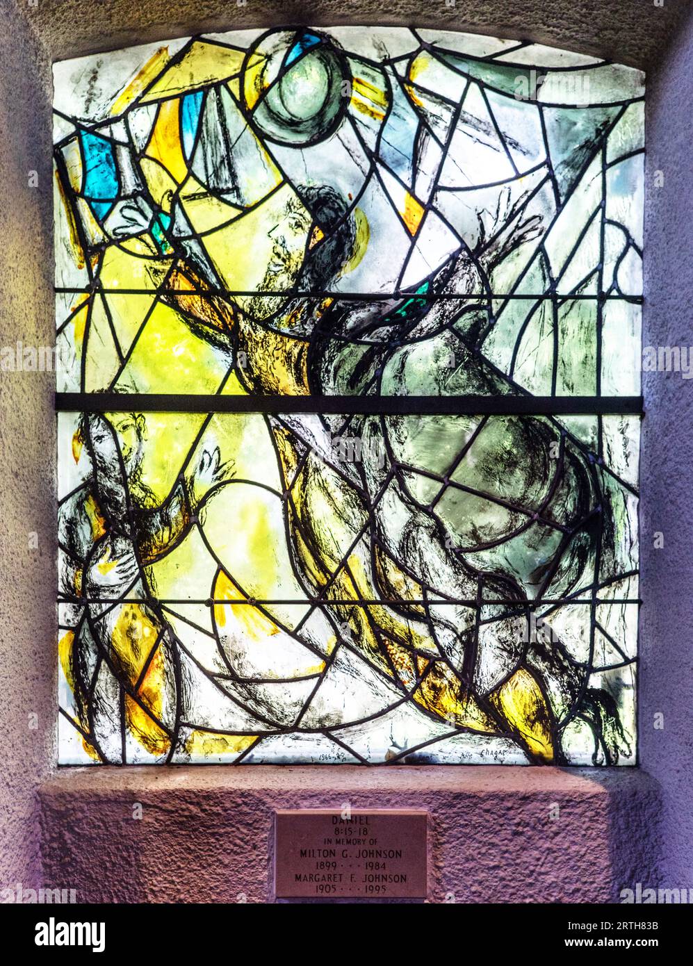 The Chagall Stained Glass Windows in The Union Church of Pocantico ...