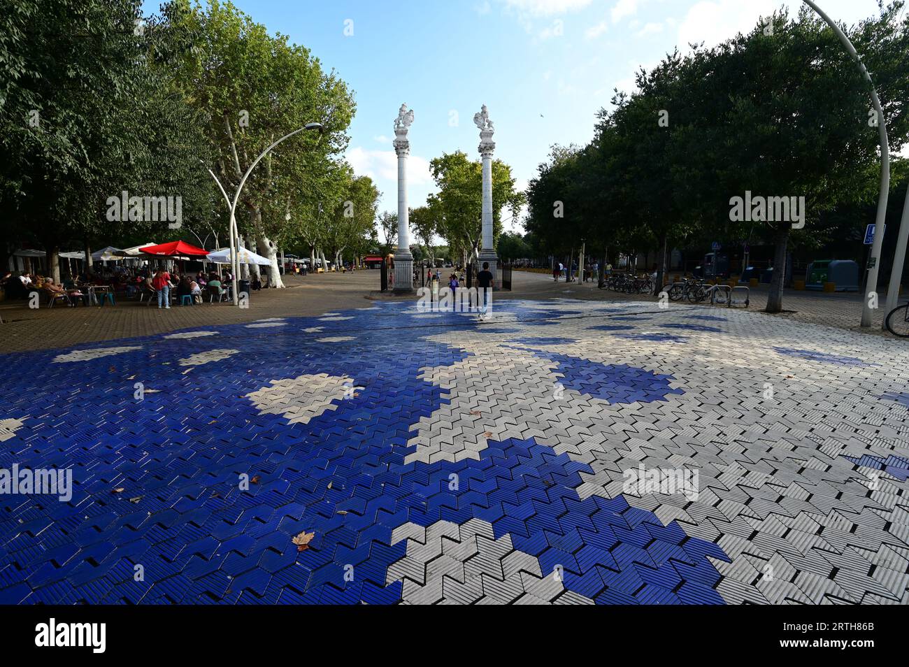 Mozaic and restaurant hi-res stock photography and images - Alamy