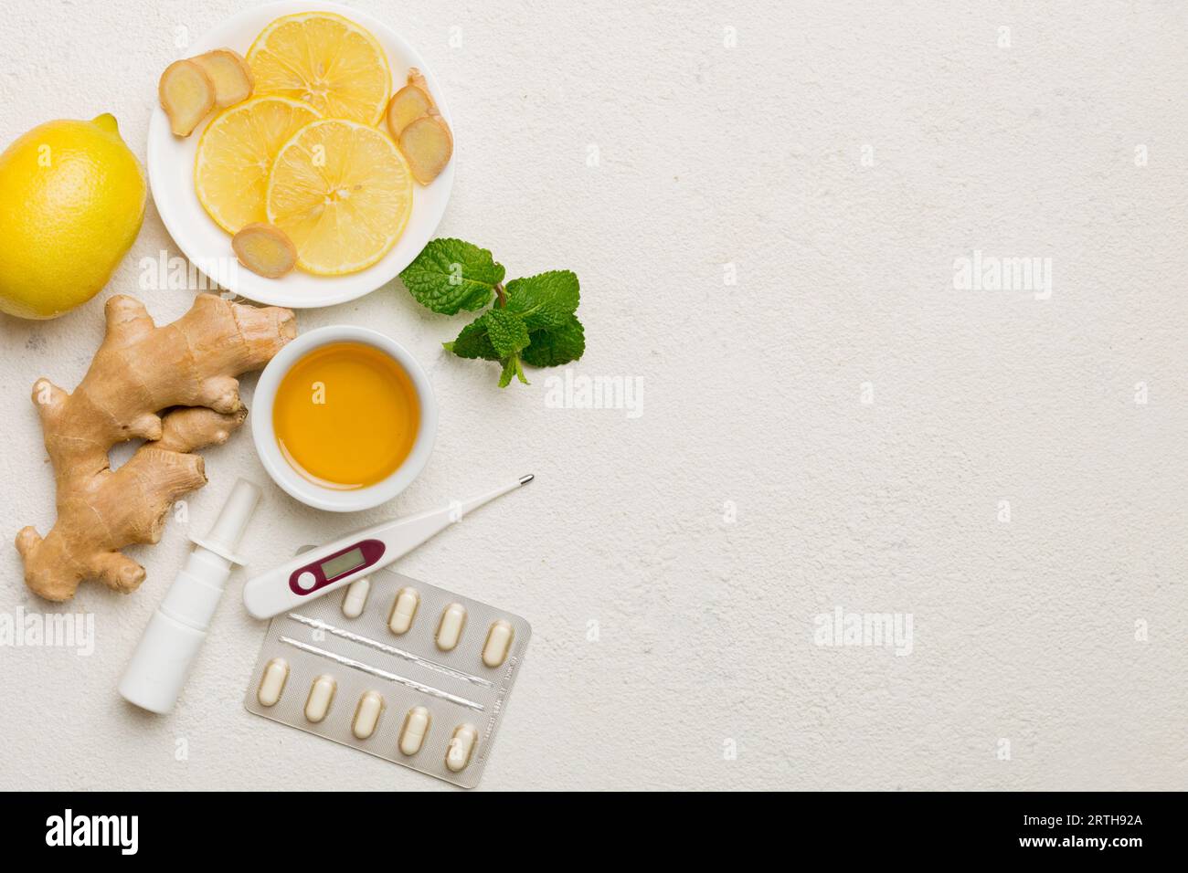 Natural cold and flu home remedies. Natural ingredients for immunity ...