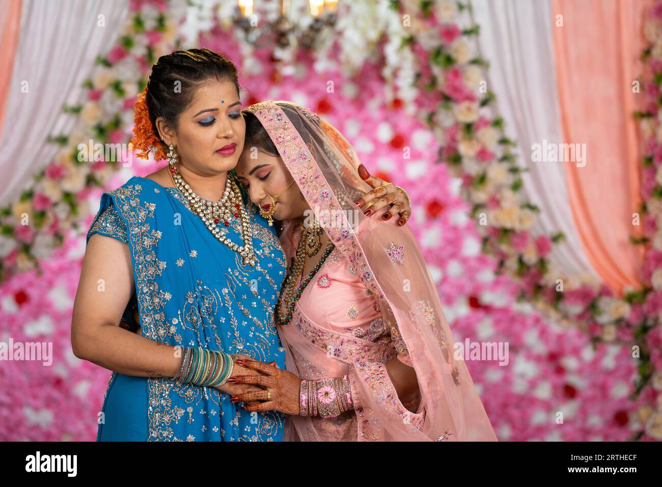 Mother of the bride crying hi-res stock photography and images - Alamy