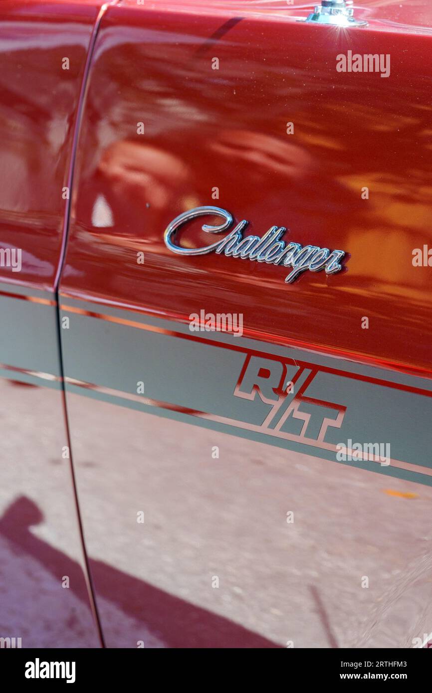 Challenger car hi-res stock photography and images - Alamy