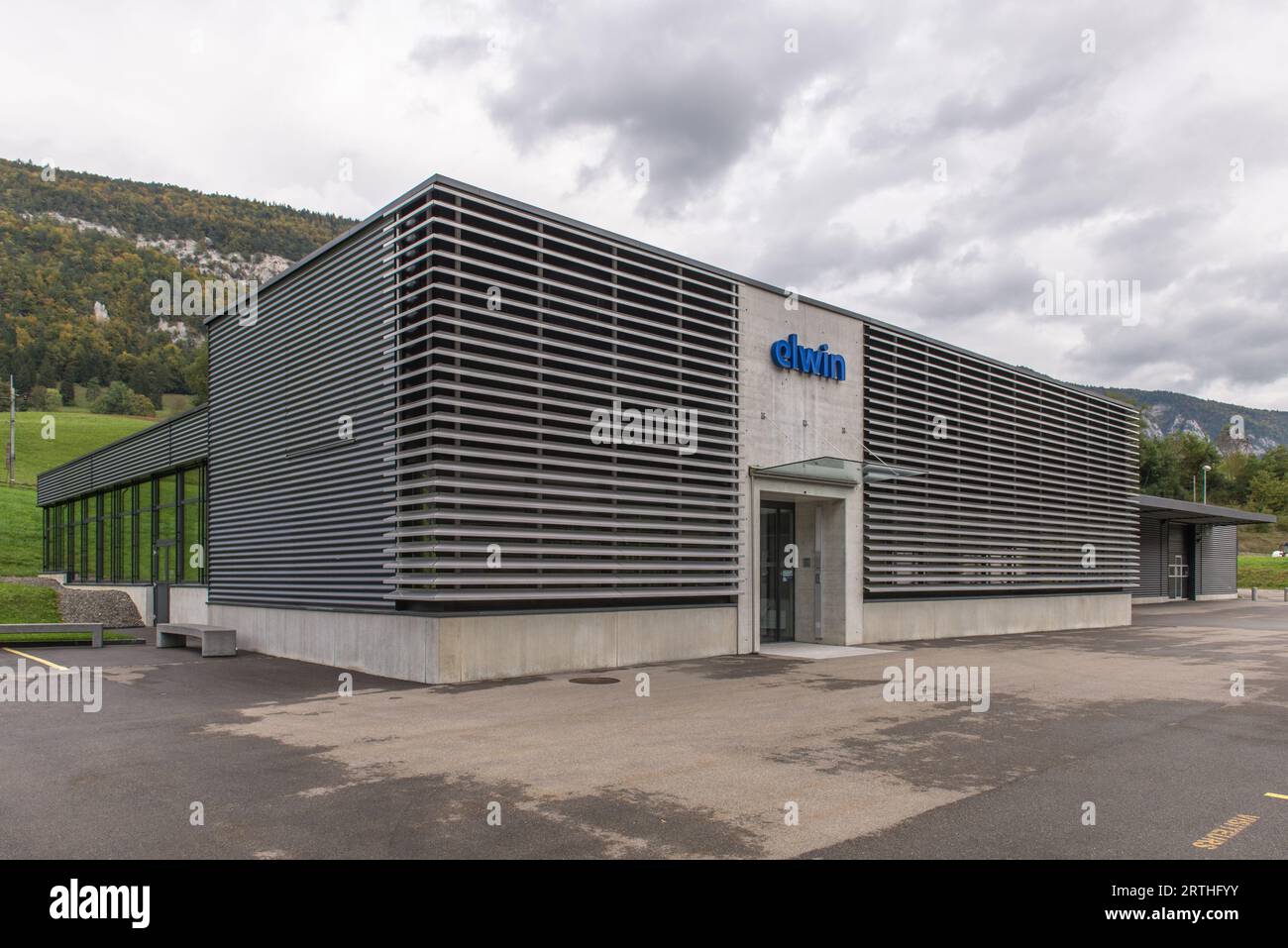 Manufacture visit in Switzerland for a guided tour and explanation of ...