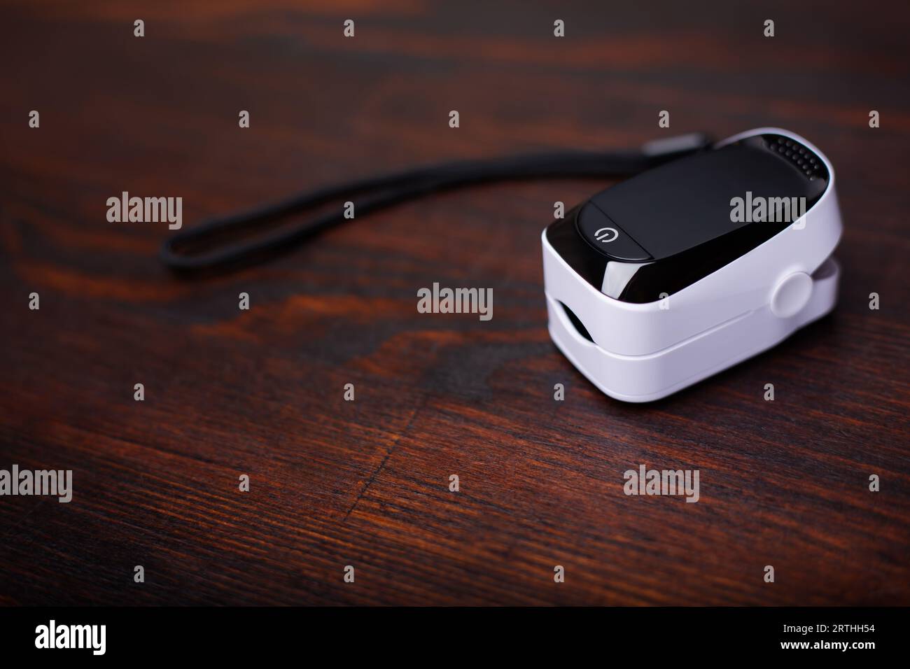 pulse meter and blood oxygen Stock Photo - Alamy