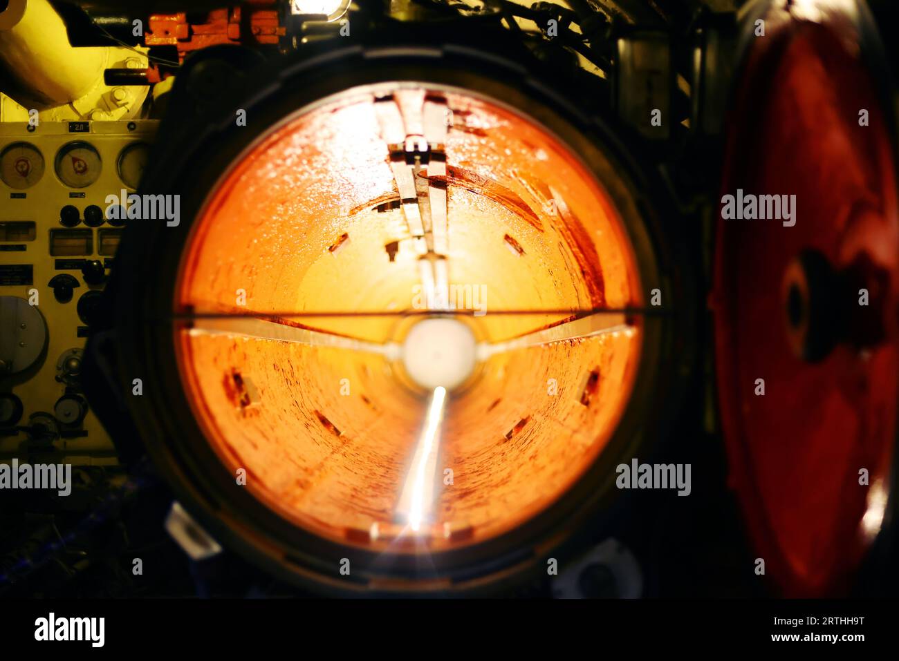 Structure of a submarine. Ships valves, main engine - engineering ...