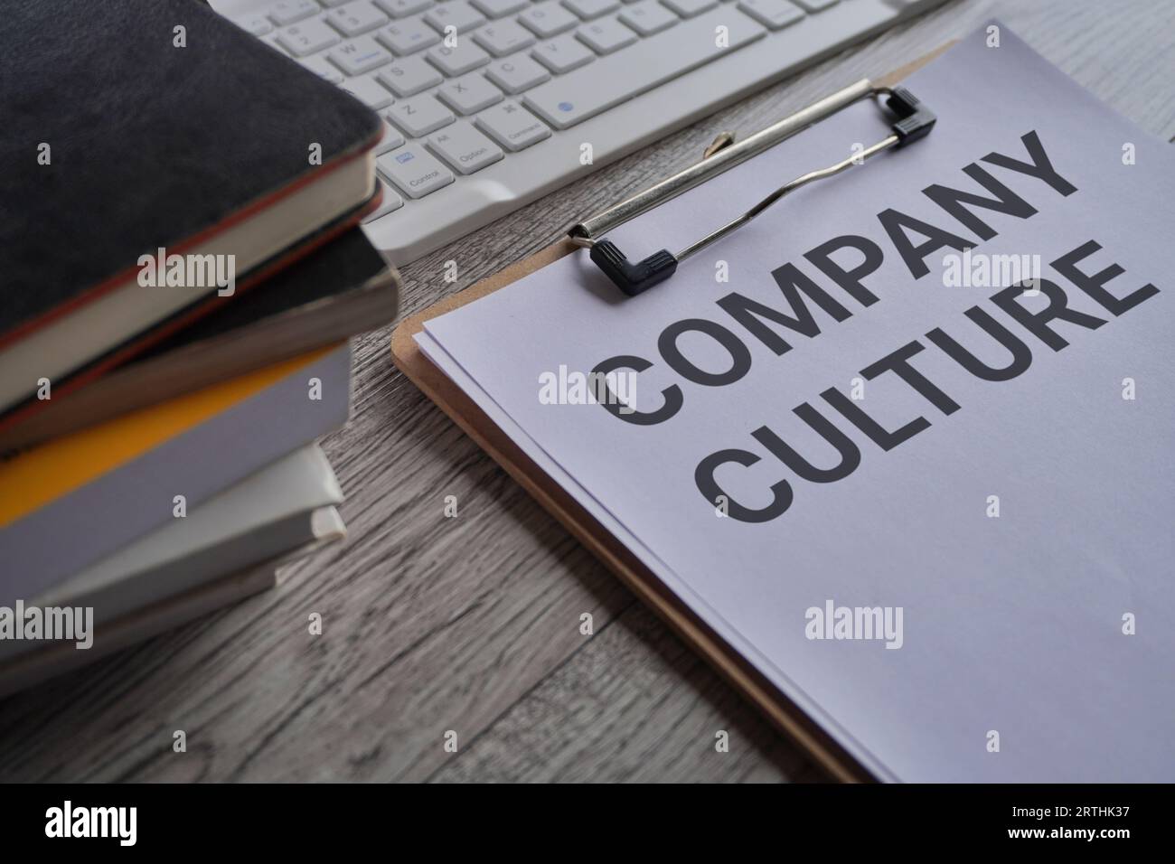 Teamwork culture hi-res stock photography and images - Alamy
