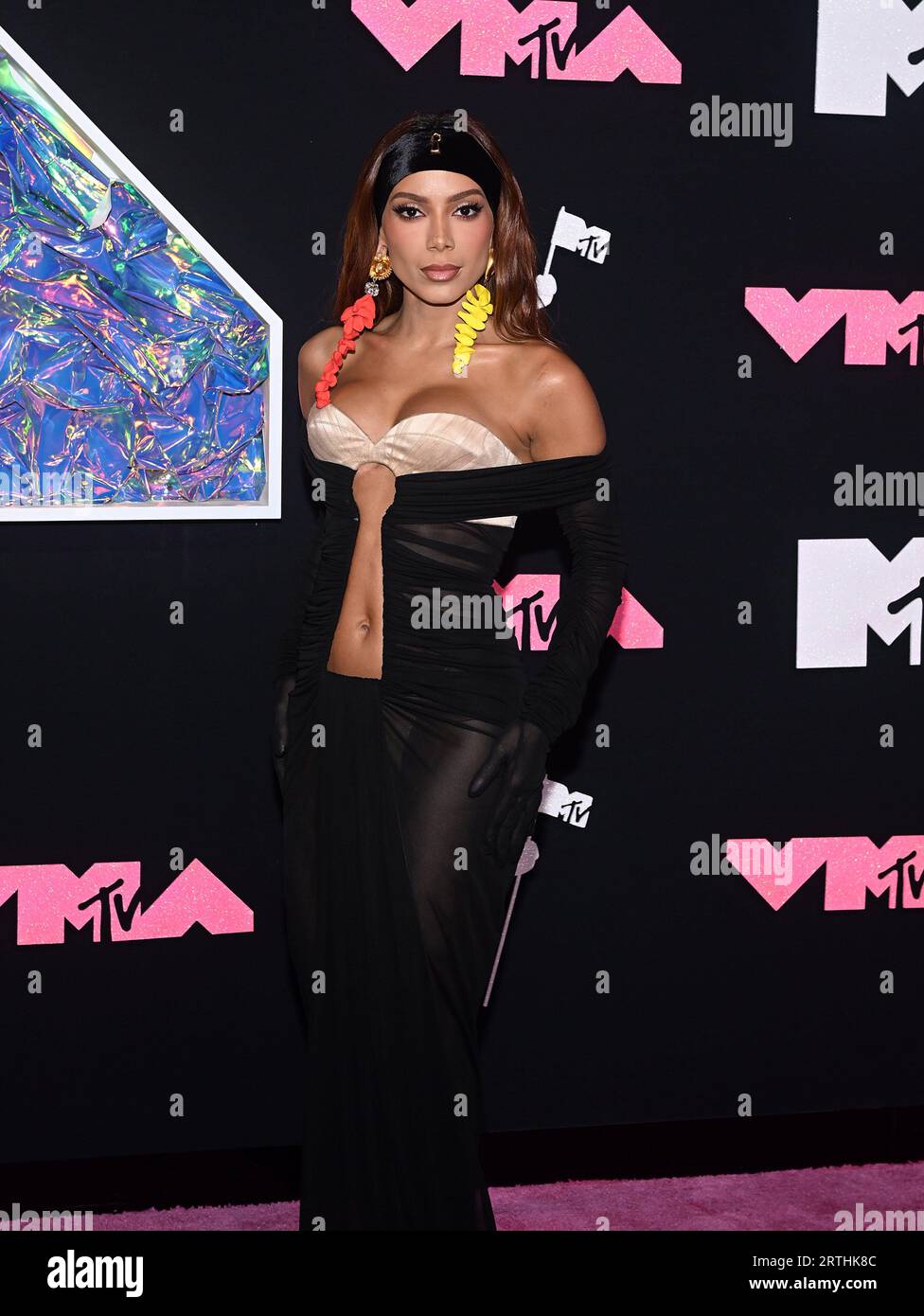 Anitta mtv hi-res stock photography and images - Alamy