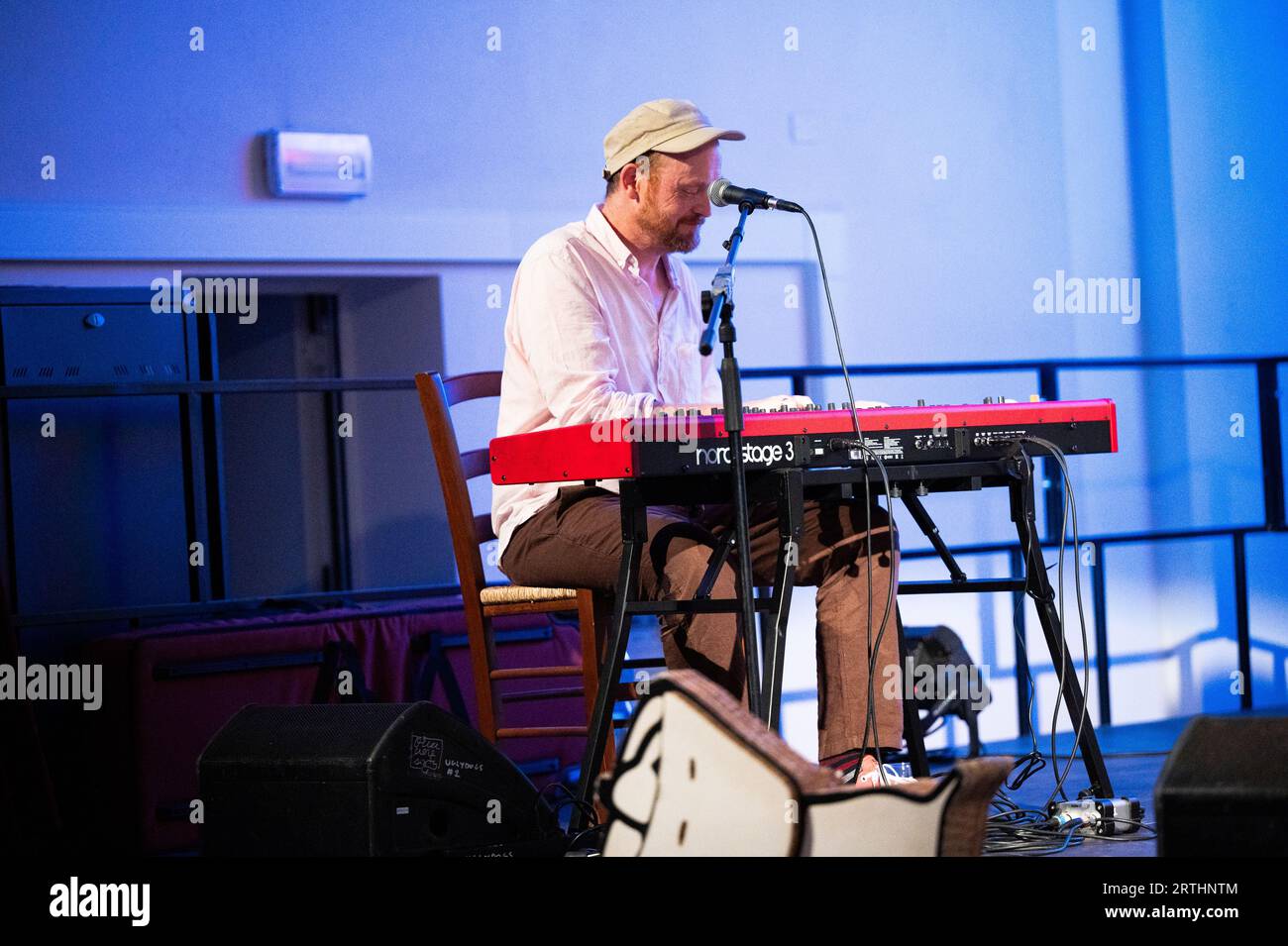 James yorkston nina persson hi-res stock photography and images - Alamy