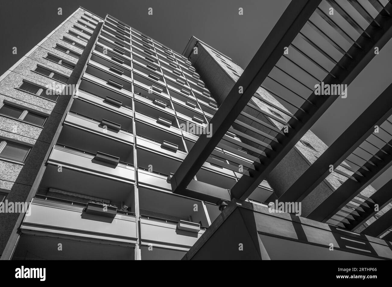 Facade box hi-res stock photography and images - Alamy