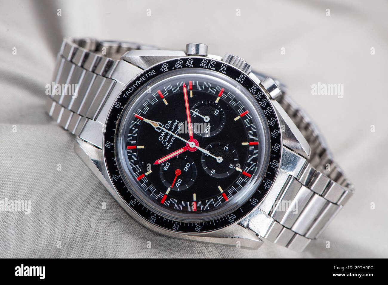 Red tachymeter hi-res stock photography and images - Alamy