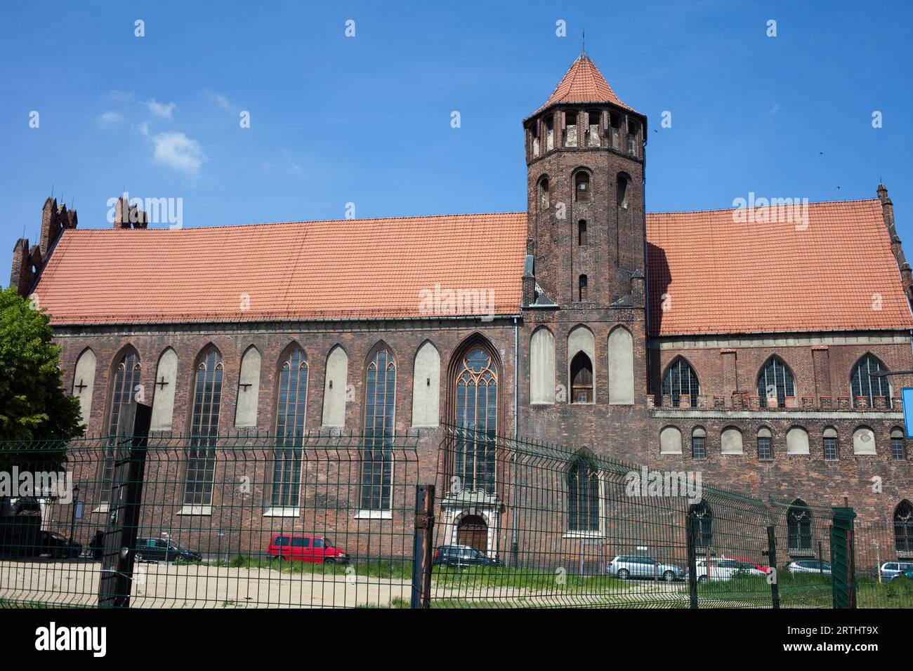 14th century european architecture hi-res stock photography and images ...