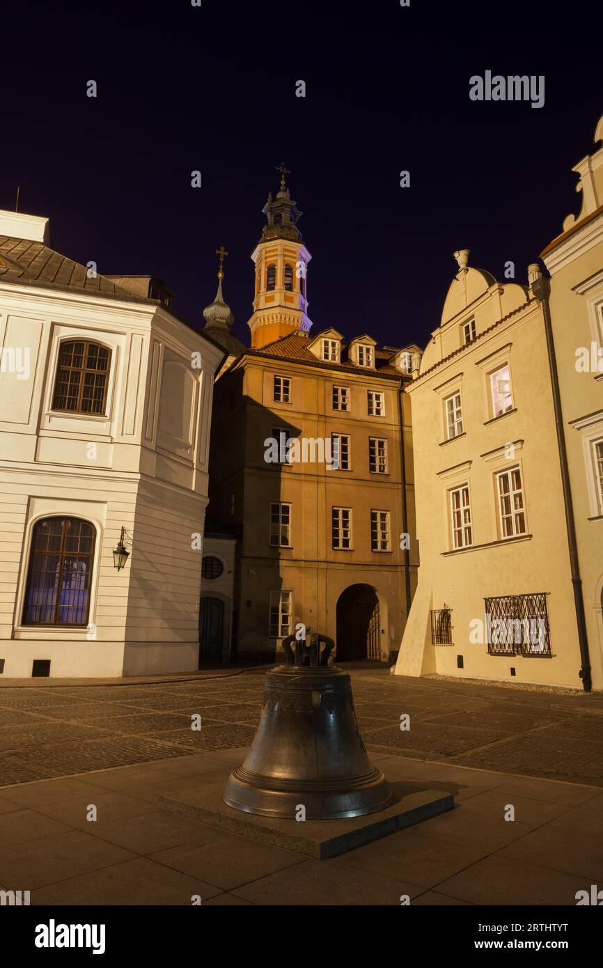 17th century old bell hi-res stock photography and images - Alamy