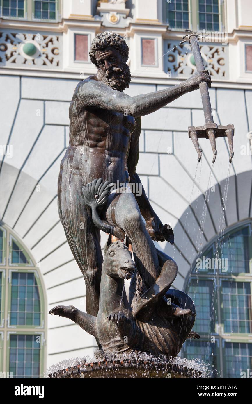 Neptune Fountain, bronze statue of the Roman God of the Sea in Old Town ...