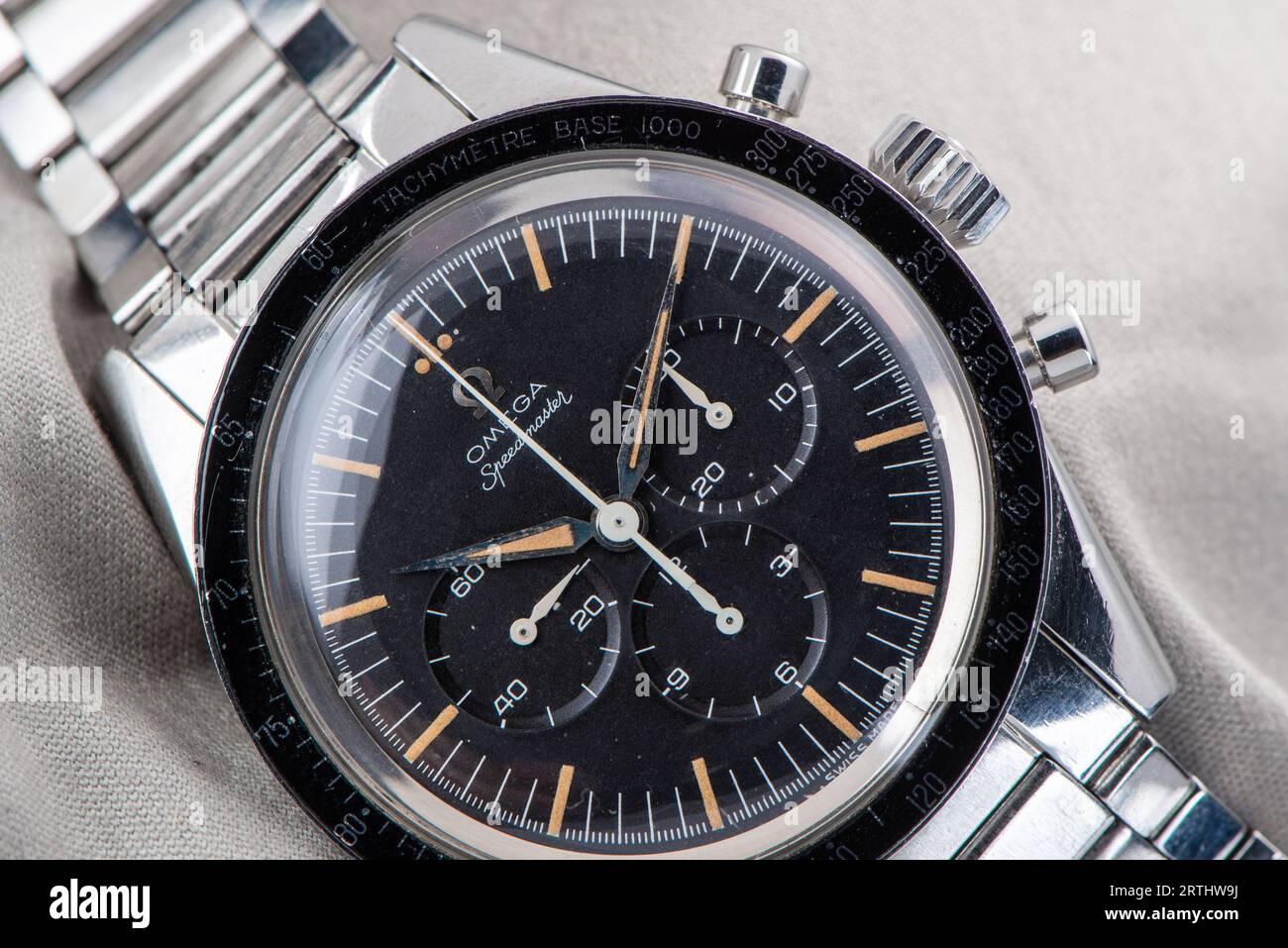 Omega Speedmaster 2998-1 Oval-O Stock Photo - Alamy