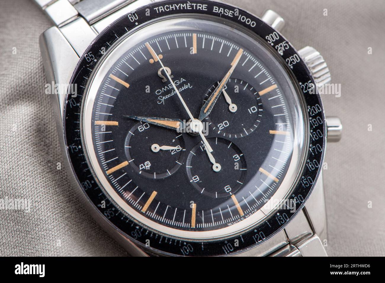 Omega Speedmaster 2998-1 Oval-O Stock Photo - Alamy