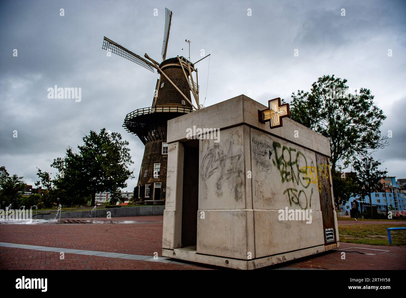 Leiden, Netherlands. 13th Sep, 2023. Amy, a human-looking robot inside ...